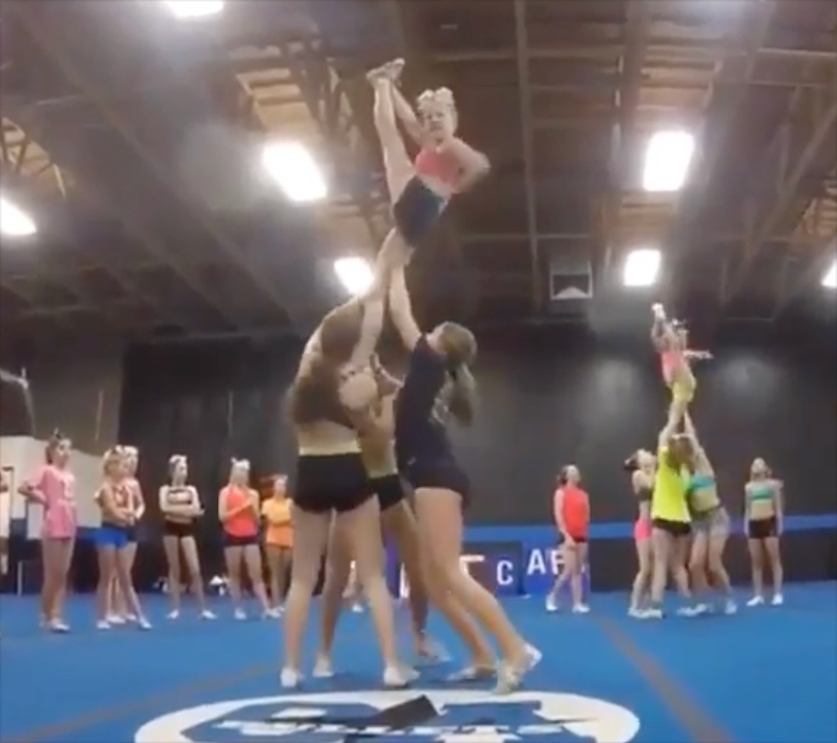 Level 2 appreciation 💁🏼 - LowerLevelsCheer